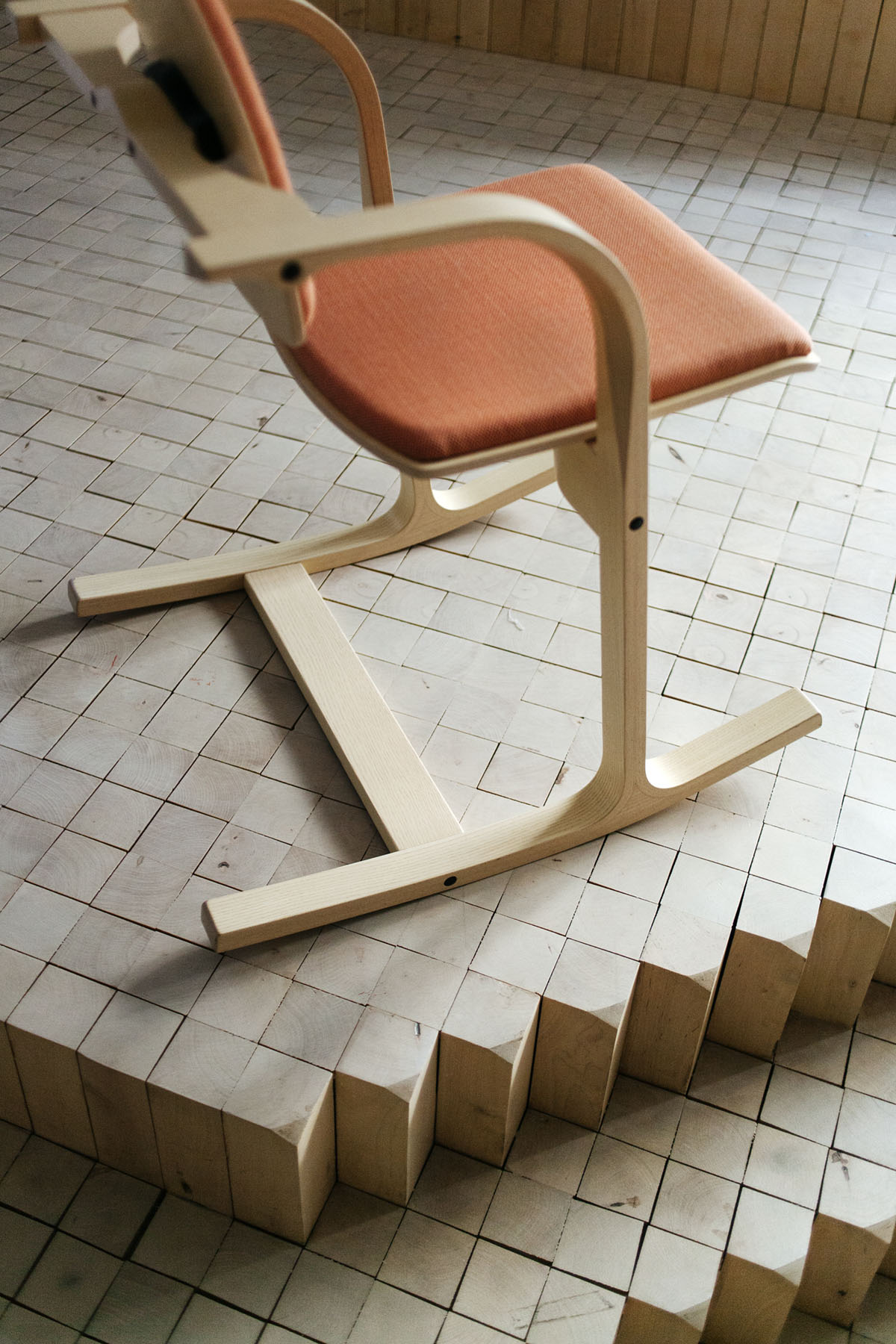 Peter Opsvik — The Movement