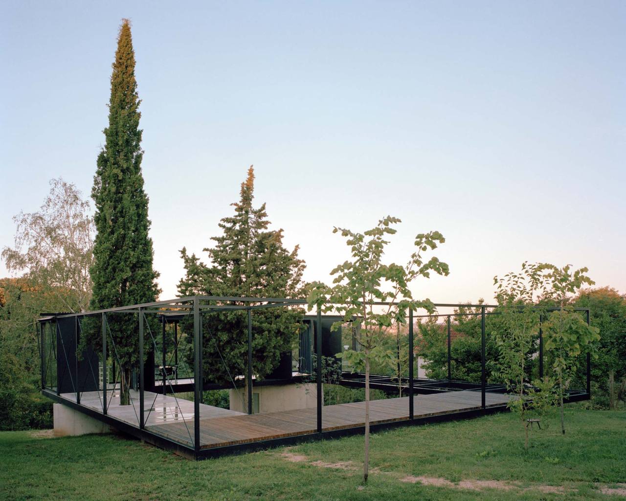 The Avala House by TEN Studio