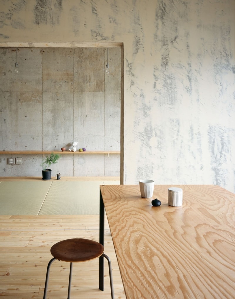 Setagaya Flat by Naruse Inokuma Architects