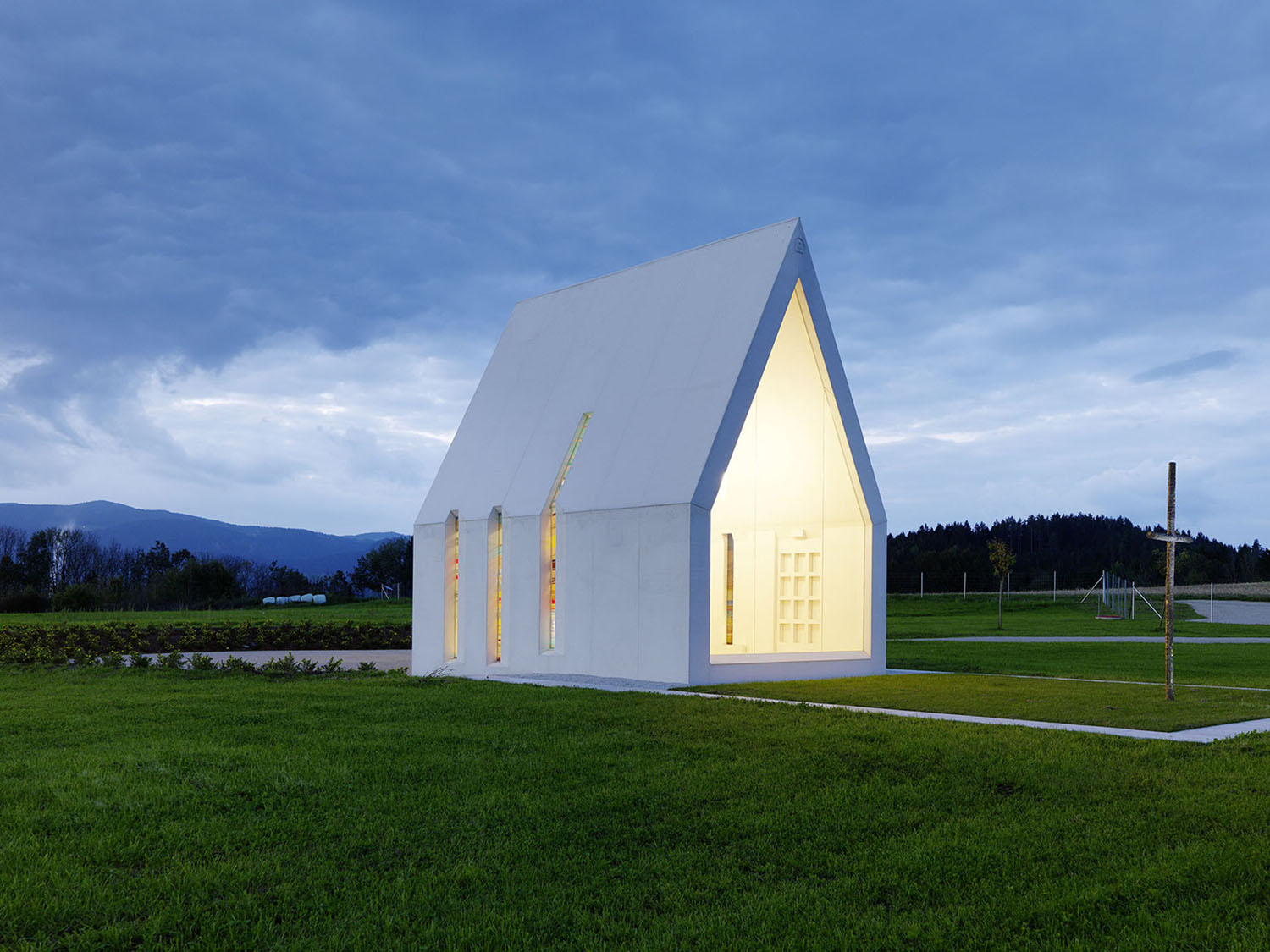 Chapel Maria Magdalena by Sacher Locicero Architectes