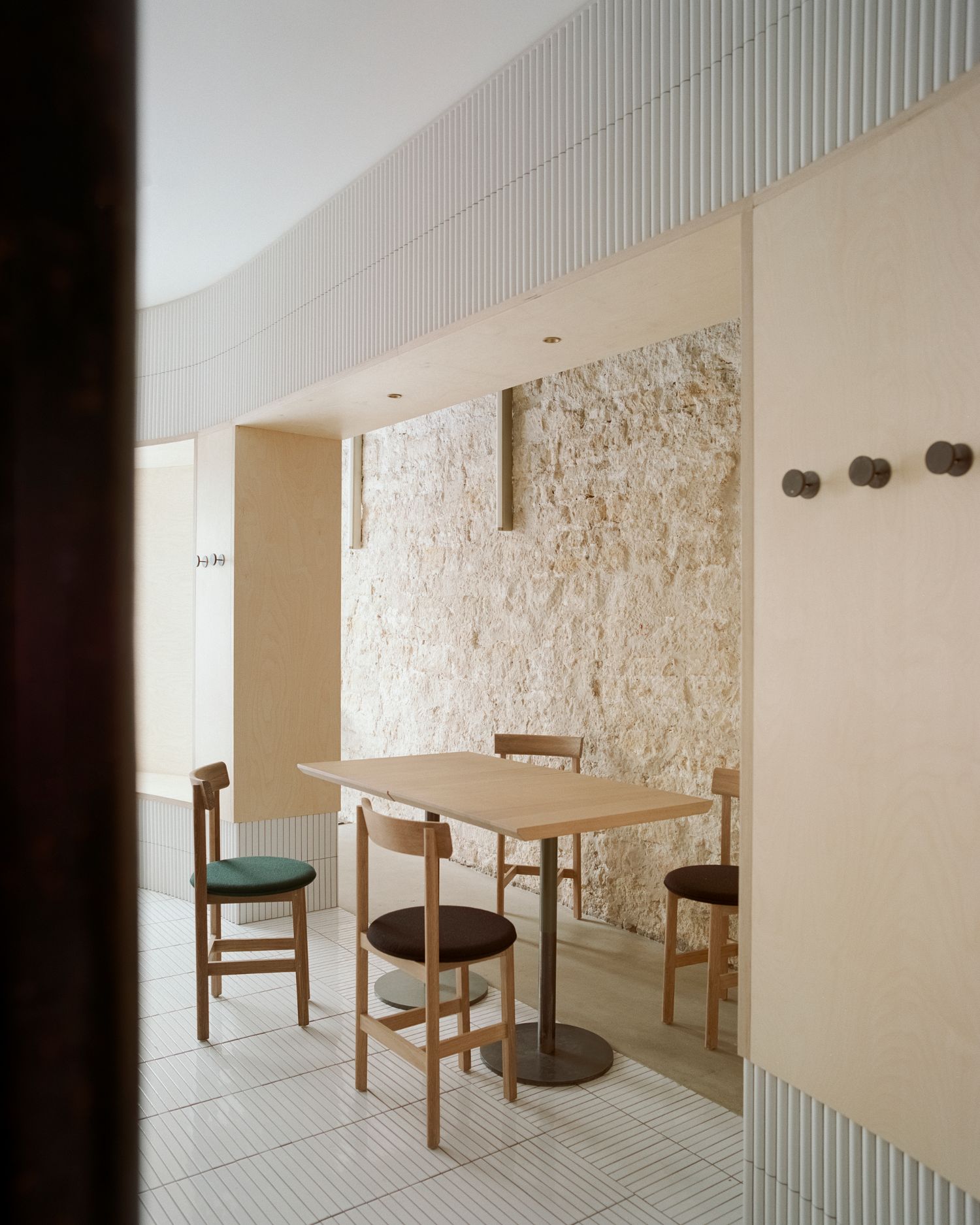 Papi Restaurant by Neri&Hu Design and Research Office