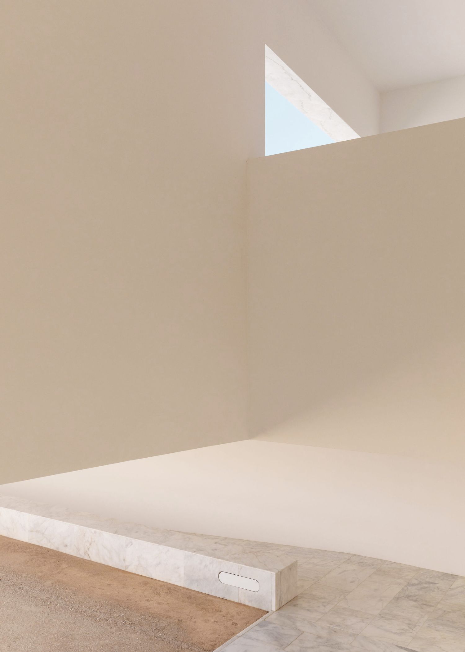 Grândola’s Library and Municipal Archive by Matos Gameiro Arquitectos ...