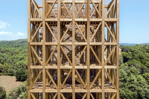 Recovery of Merola’s Tower by Carles Enrich Studio
