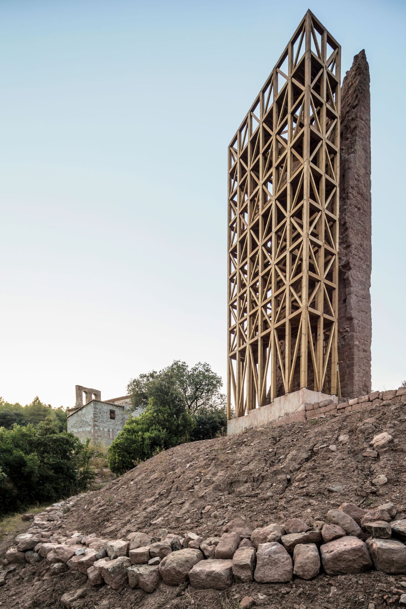 Recovery of Merola’s Tower by Carles Enrich Studio
