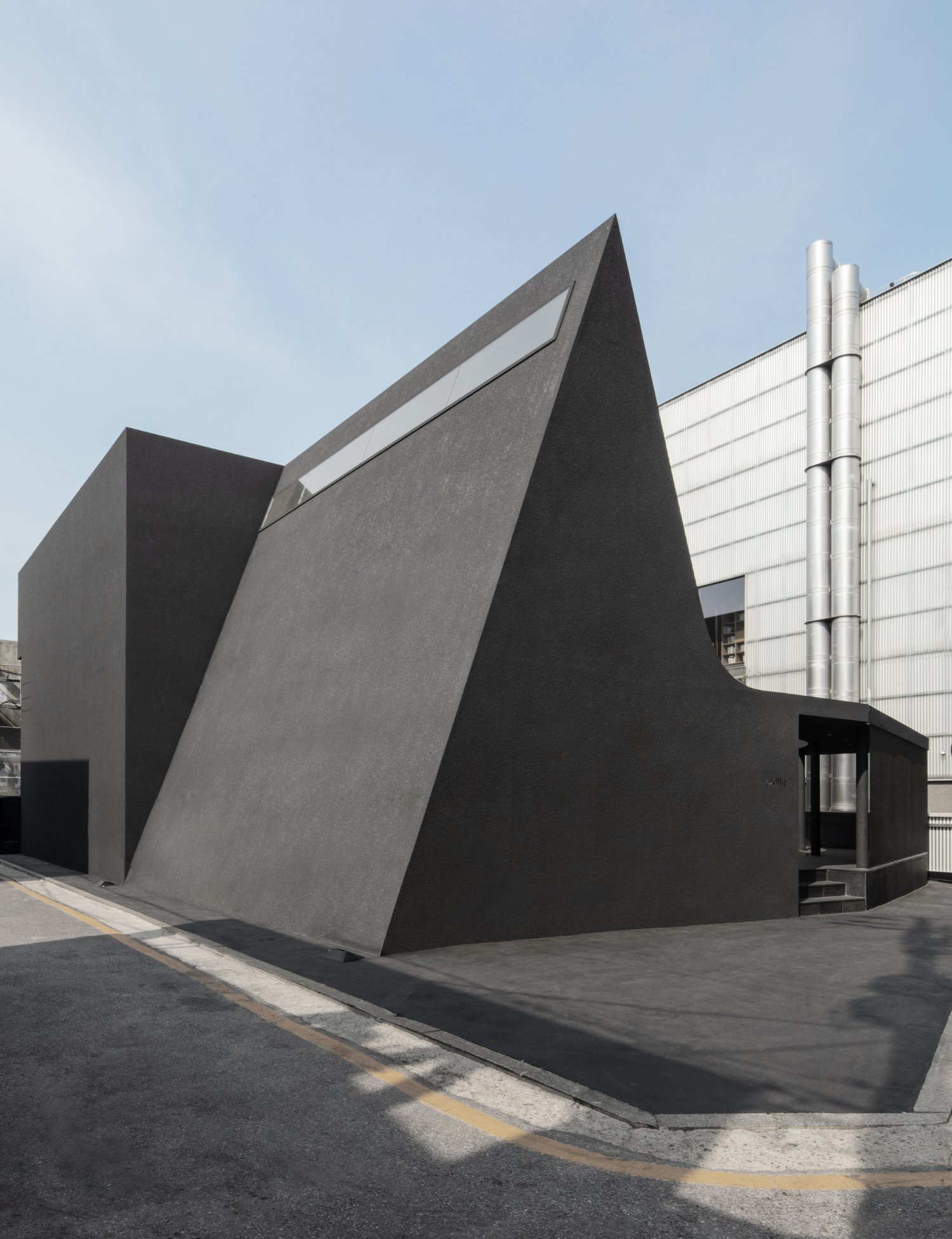Juun.J Flagship Store by WGNB