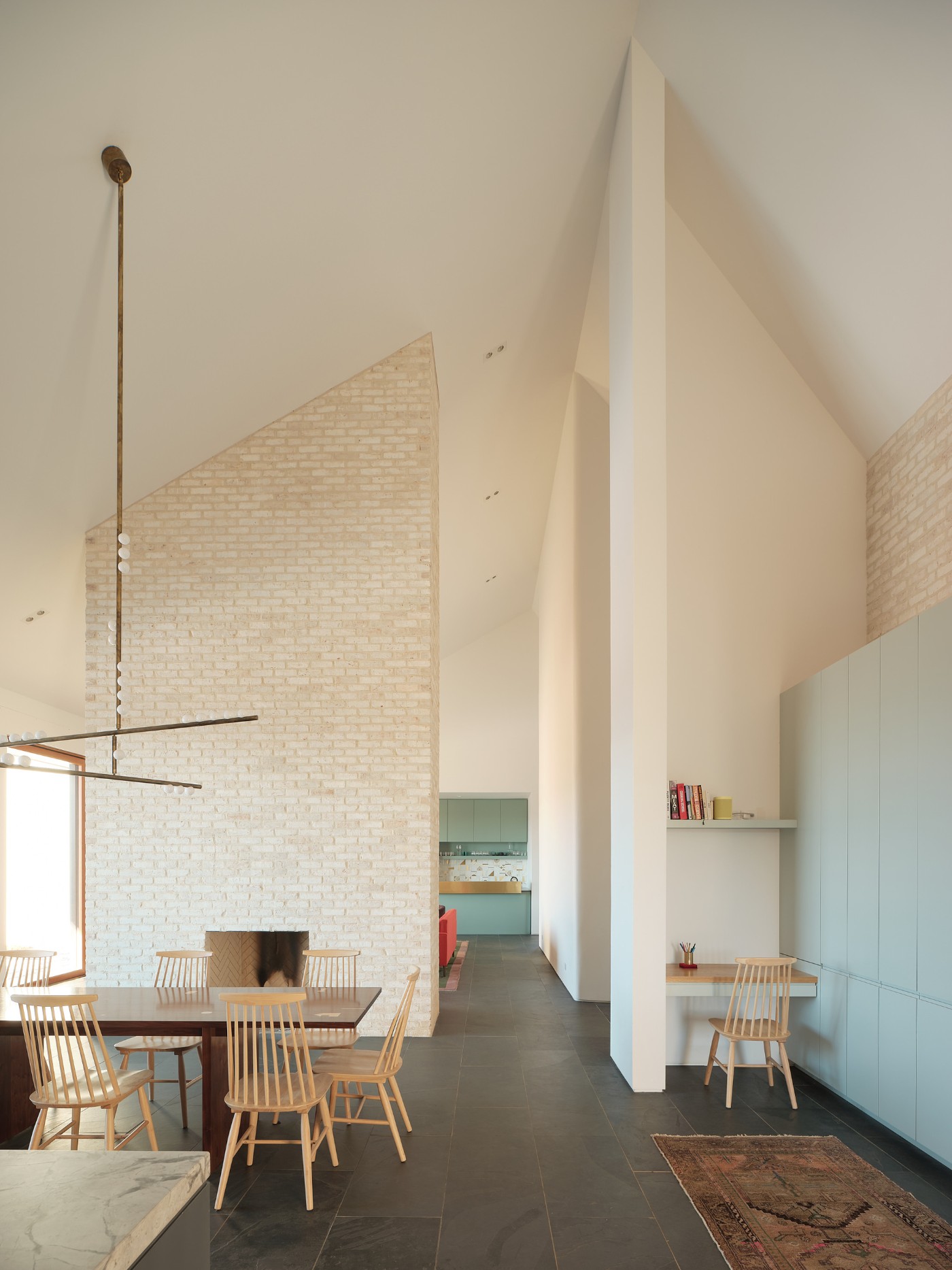 Three Chimney House by TW Ryan Architecture