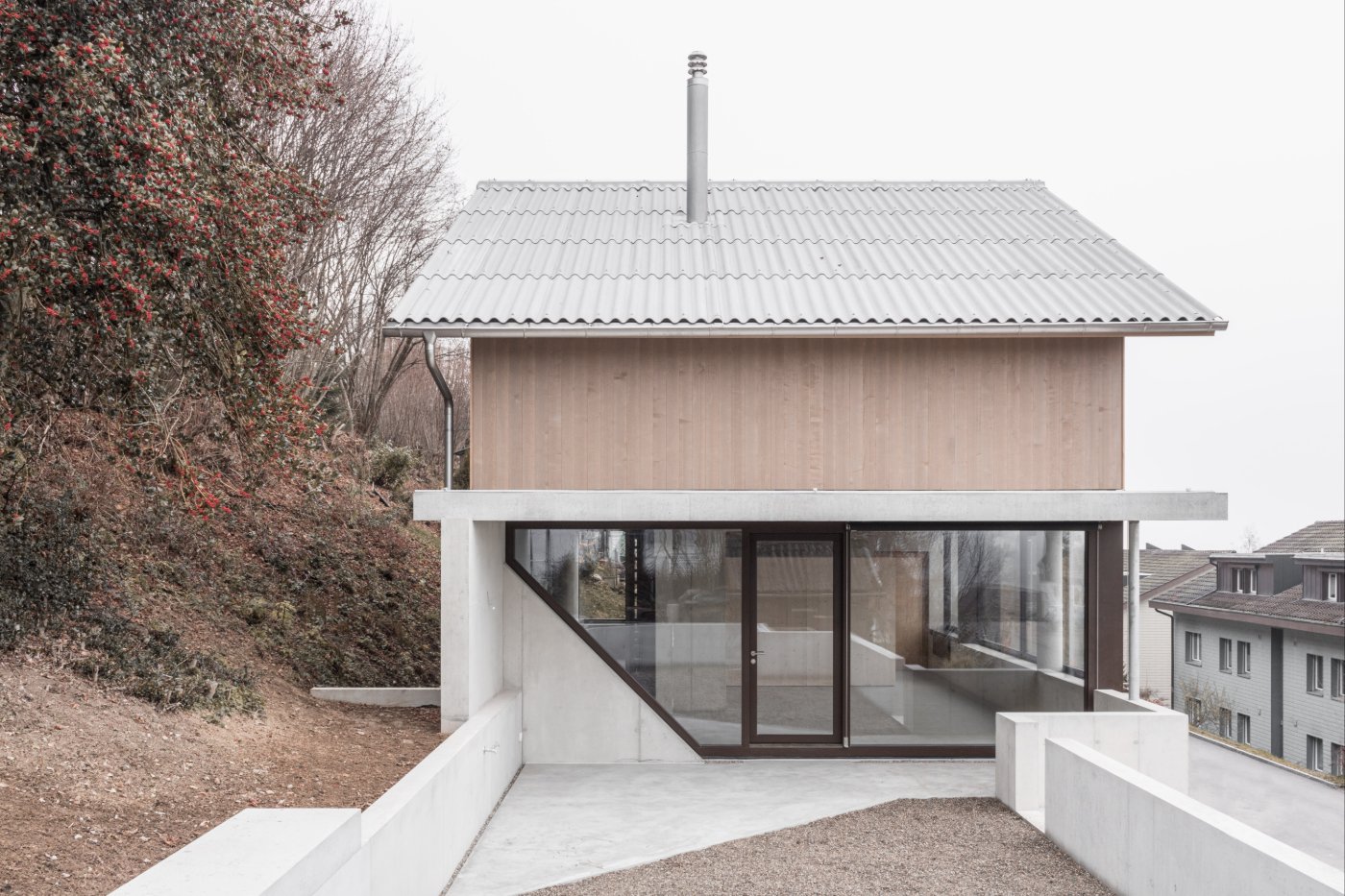 House on a Slope by architectural practice 'by Jung'