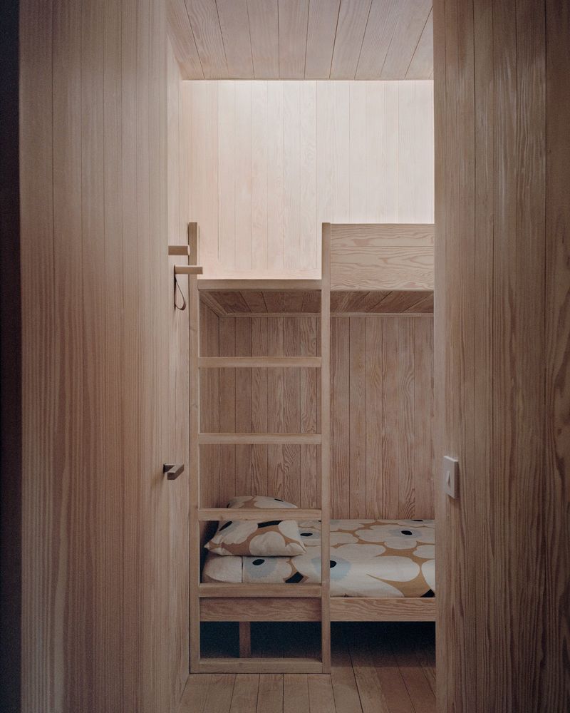 Wembury Mews Home and Studio by Russell Jones