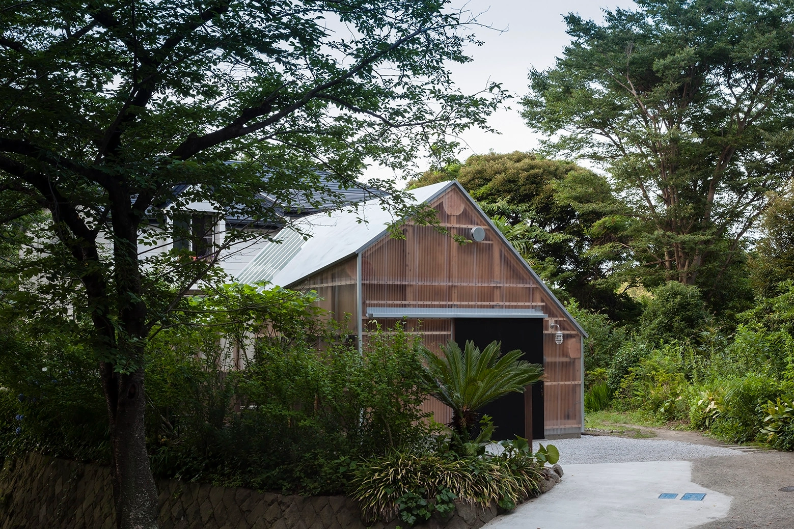 Photography Studio by FT Architects