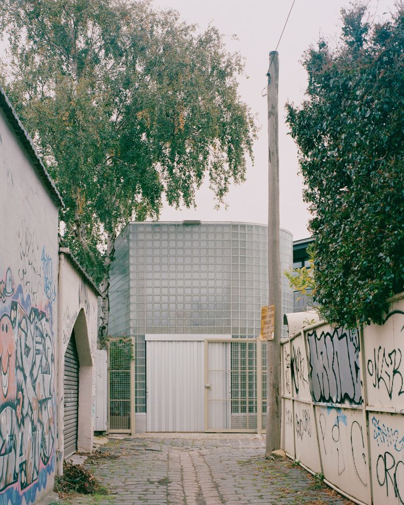 'Glass Block Outbuilding' by Baracco+Wright Architects