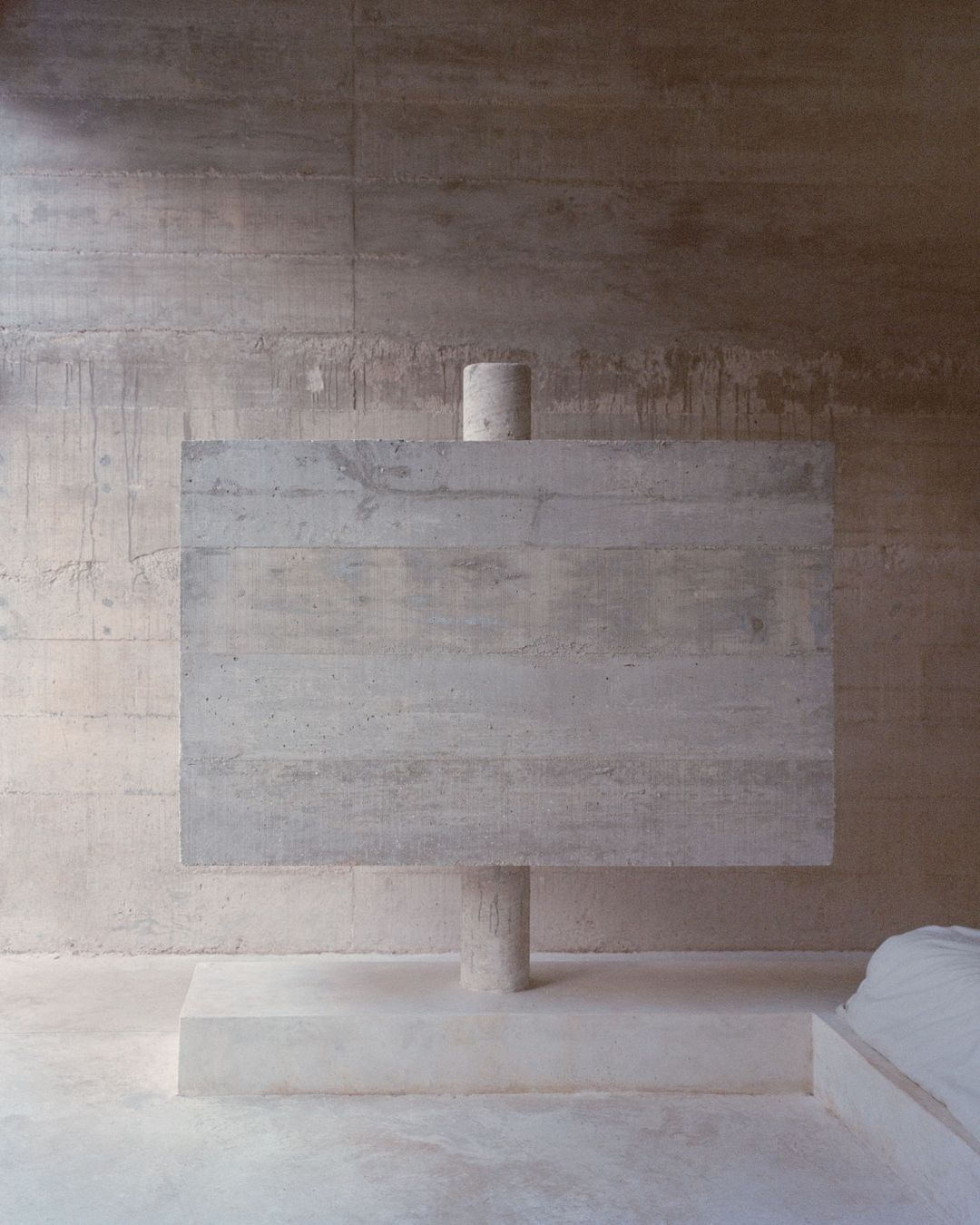 House in Los Cocos by Ludwig Godefroy Architecture