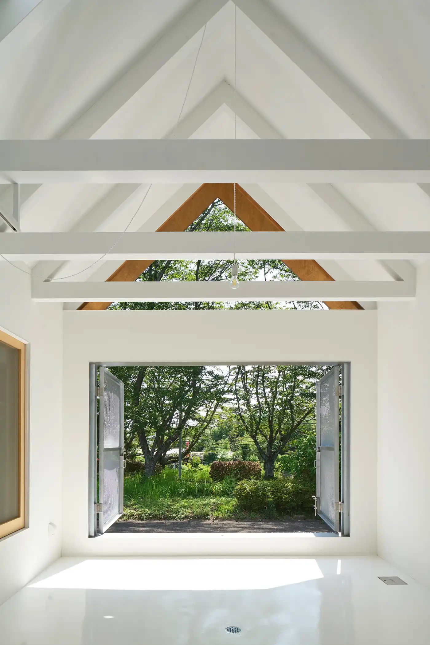 Hasama House by Atelier Kenta Eto Architects