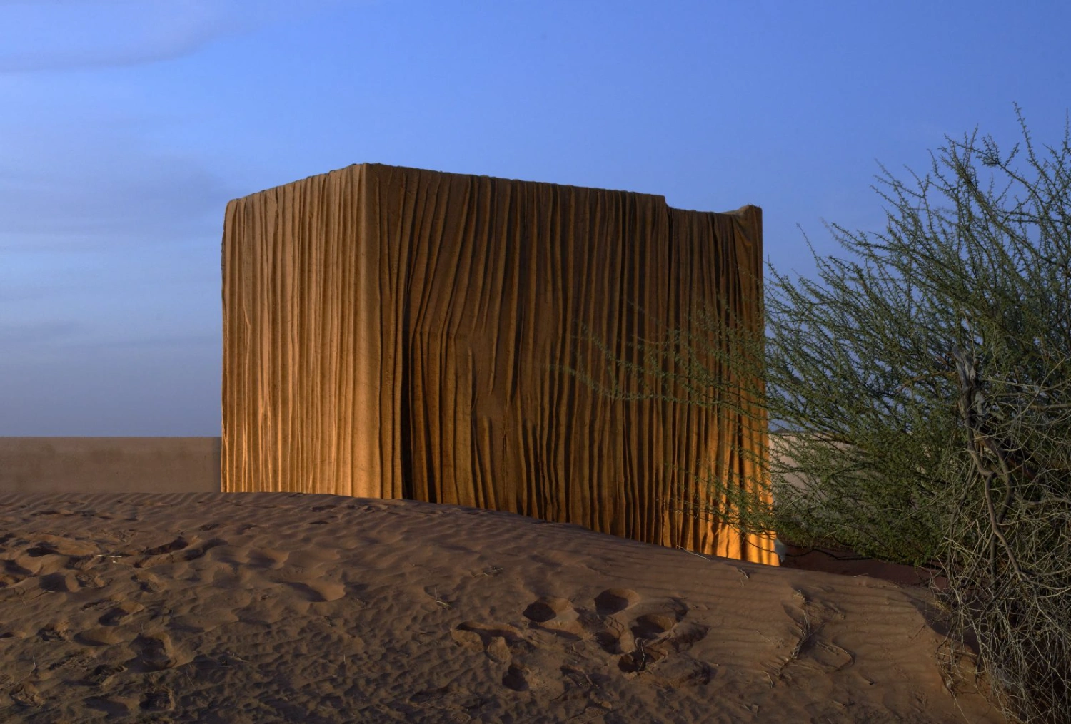 Concrete Tent by DAAR