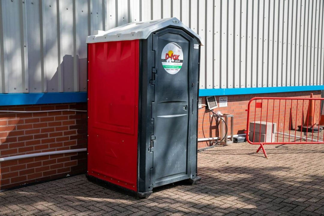 D-tox: Portable Toilet Hire & Waste Management Services