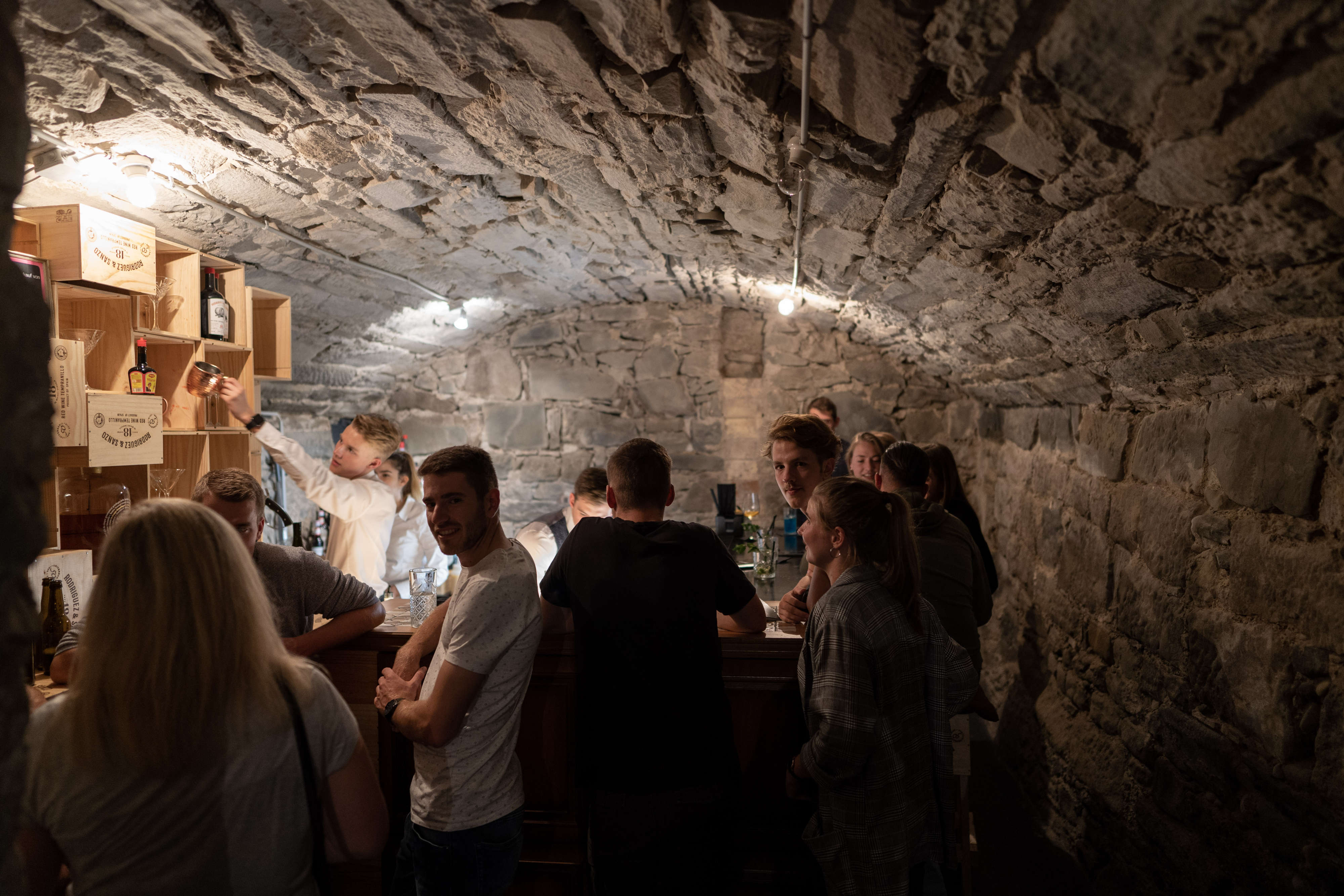 Crown Bar - Craft Cocktails and Beer in Rapperswil