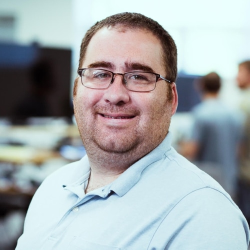 Organize Complex Query - Advantages of Views in SQL