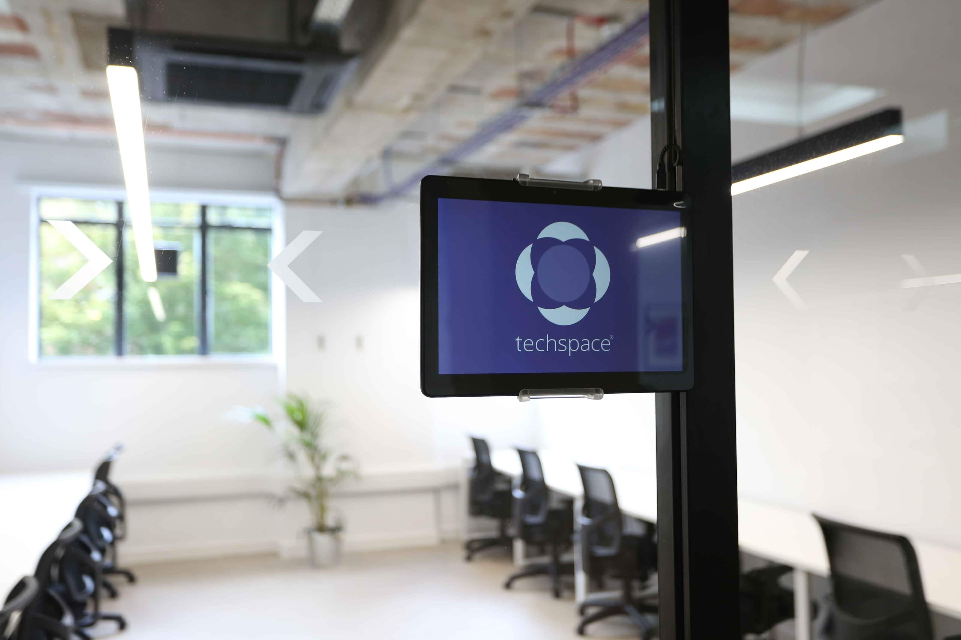 Self-contained Workspace | by Techspace