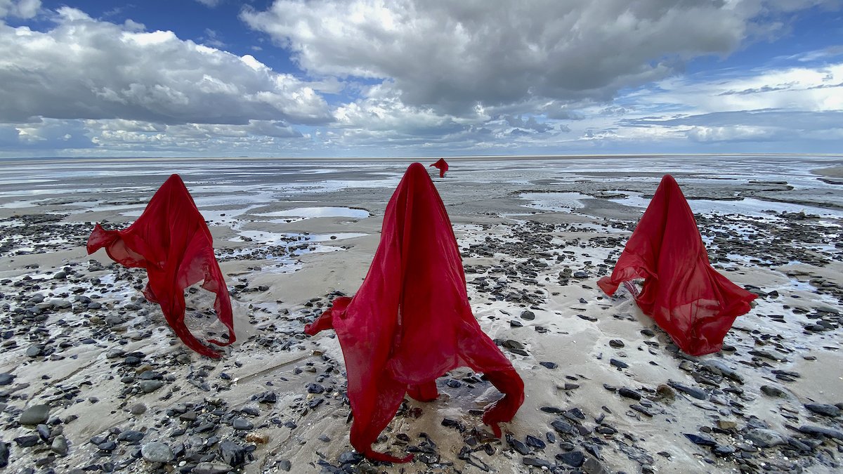 Hélène Guétary Zeitgeist in Artdoc Photography Magazine Featured ...