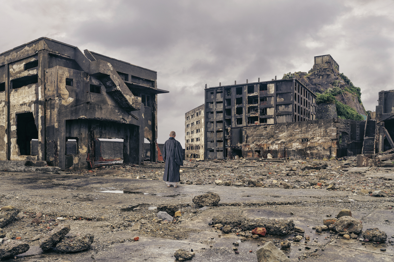 Nicolas Boyer Split-second images of Japan's dark side - Artdoc ...