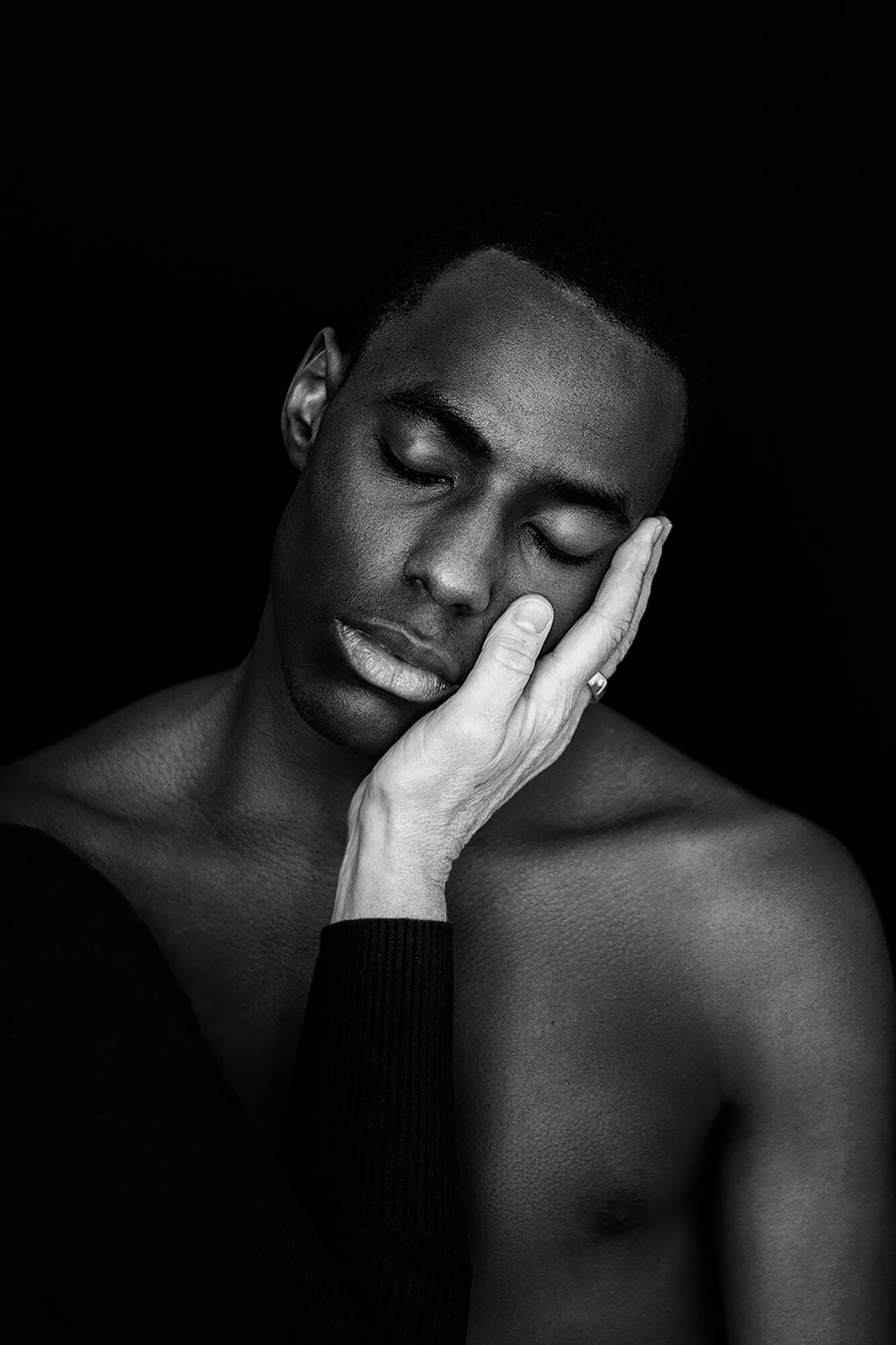 Human Beings, not Human Skins Online Photo Exhibition by Artdoc ...