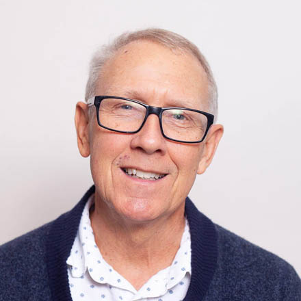 13 Legends of Typography and 5 Designers To Watch