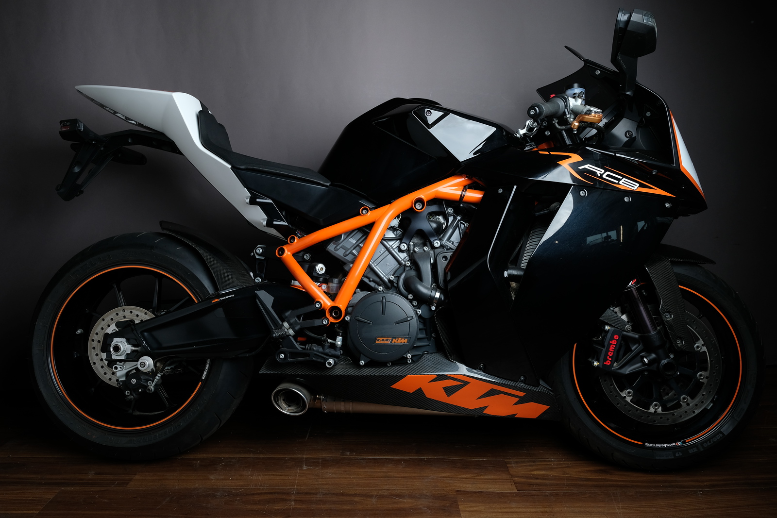 KTM RC8R - 2010