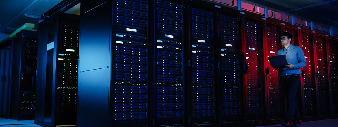 Colocation Server Cabinets: Full Rack & Half Racks | CoreSite