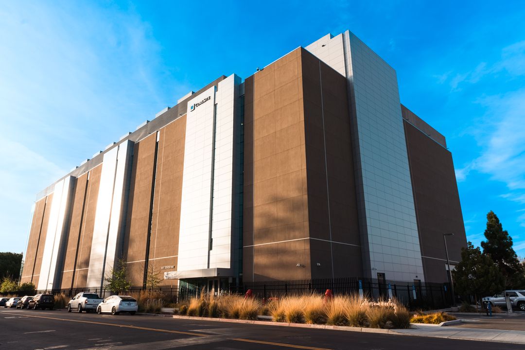 Santa Clara, CA Colocation Data Center (SV8) | CoreSite