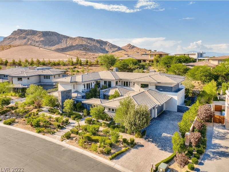 The man who stole a hotel: How Timothy Durkin took control of Sooke ...