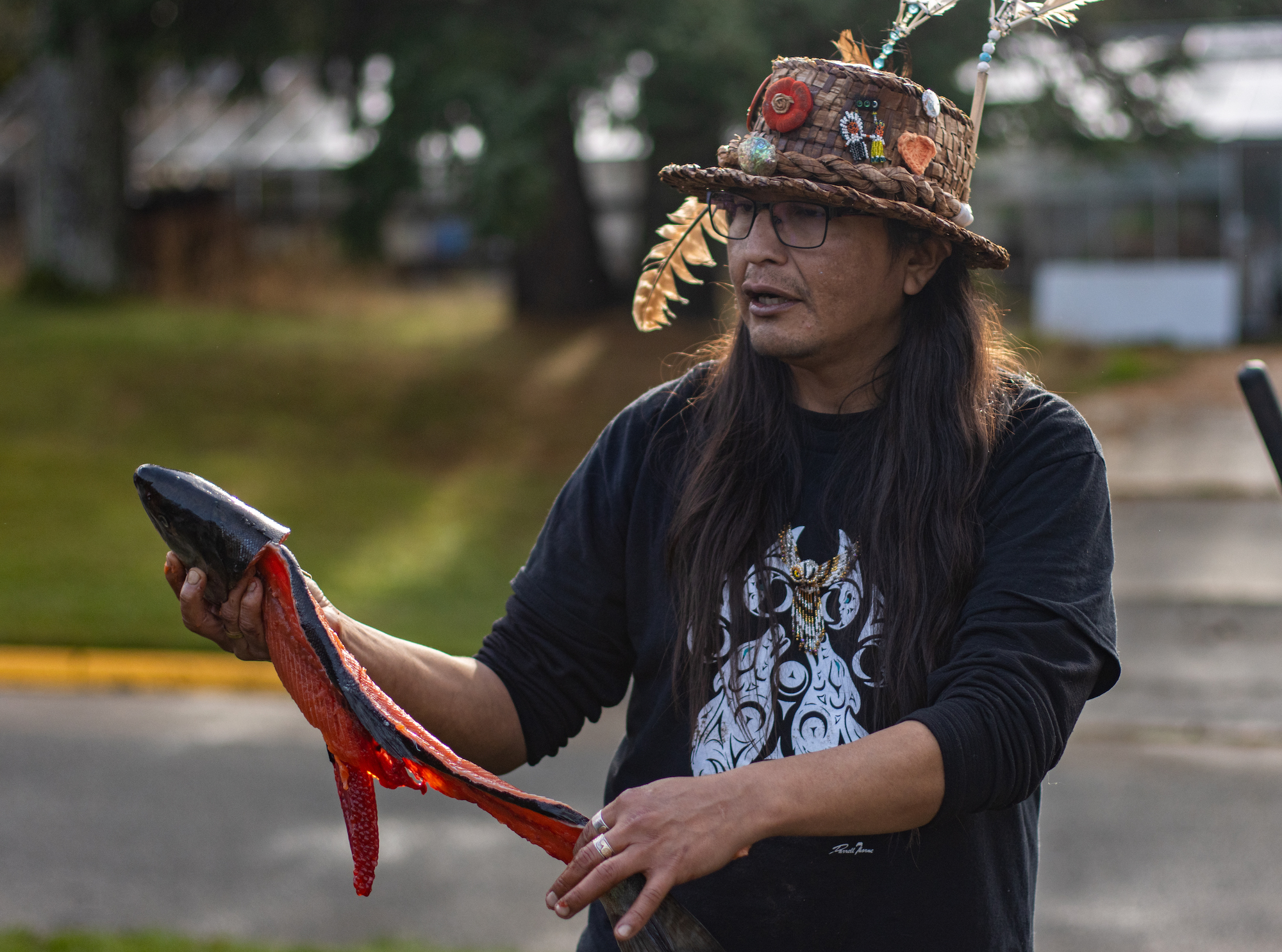 The makings of a traditional Coast Salish pit cook - Capital Daily