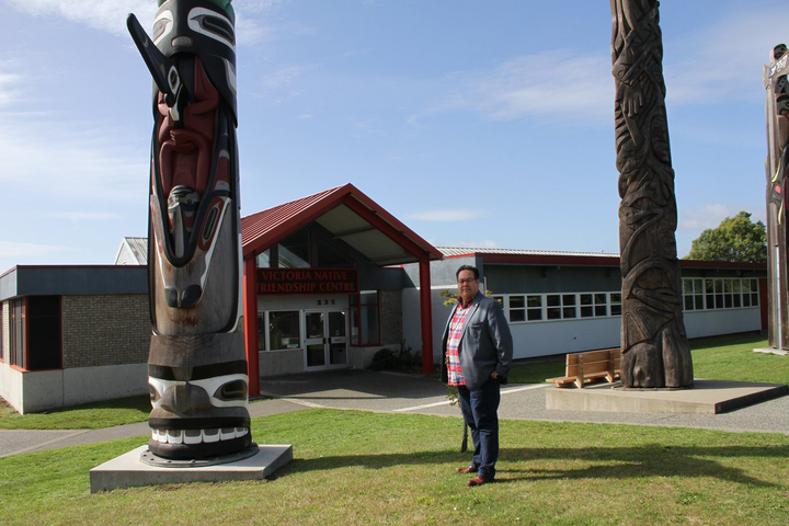 Victoria Indigenous language hub seeks new funding following feds ...