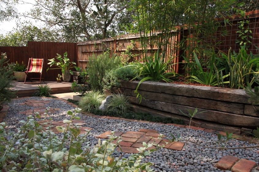 A RUSTIC COURTYARD IN GLEBE Inner West Landscape architecture | CALDesign
