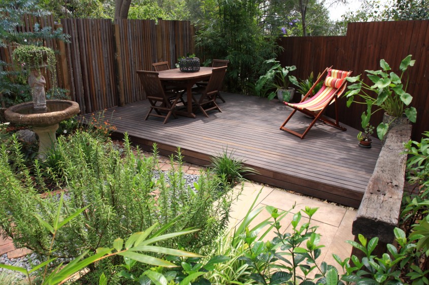 A RUSTIC COURTYARD IN GLEBE Inner West Landscape architecture | CALDesign