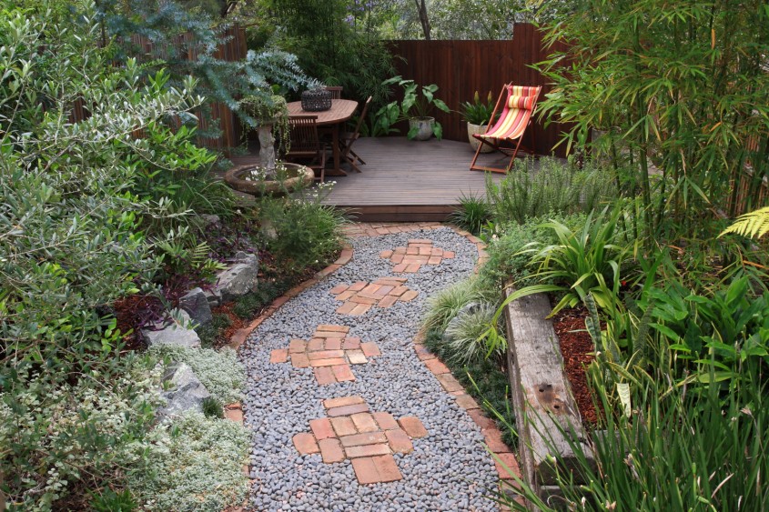 A RUSTIC COURTYARD IN GLEBE Inner West Landscape architecture | CALDesign