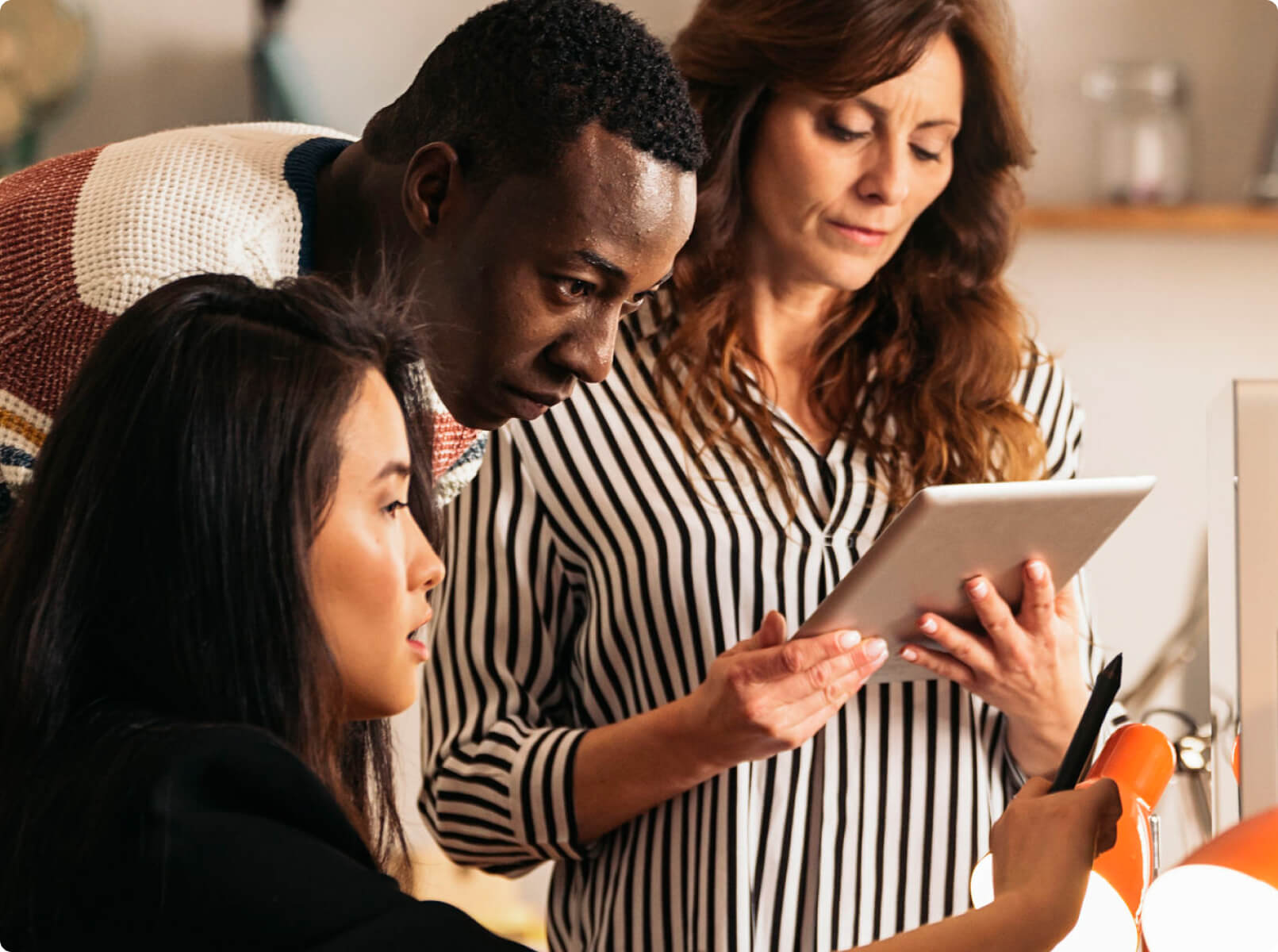 Org Charts Auto-Built With Your Data