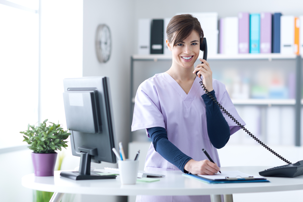 Answering Patient Phone Calls: 5 Tips to Convert Calls into Bookings