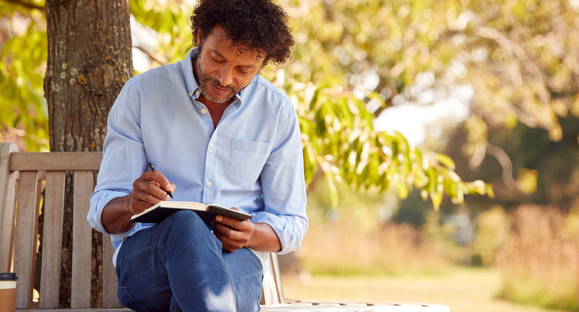 How to Journal For Therapy: 10 Journaling Prompts