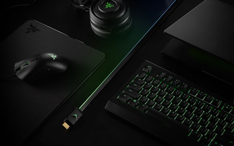 Razer Chroma™ enabled 4K Fiber Optics HDMI RGB PC Gaming Cable| VIVIFY ...