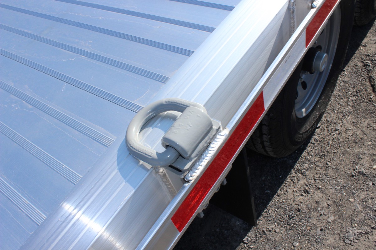 25K Deck Over Equipment Trailers | MH EBY