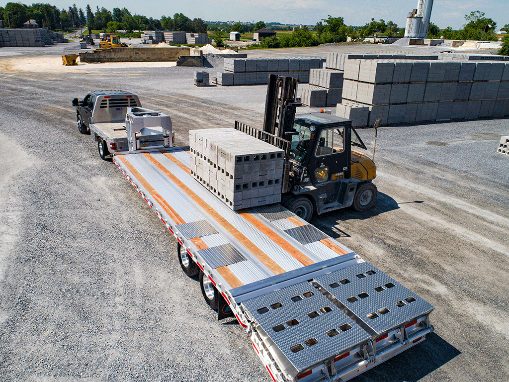 The Best Trailers & Truck Bodies for Construction