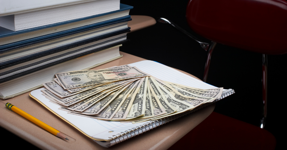 Pros And Cons Of Free College Textbooks | Adultist