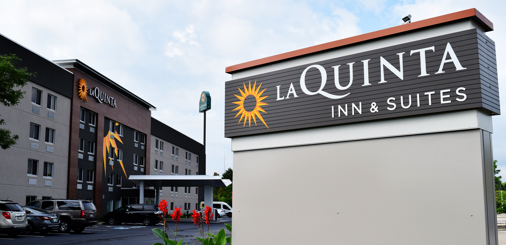 Dualite - Hotel & Hospitality Signage Solutions