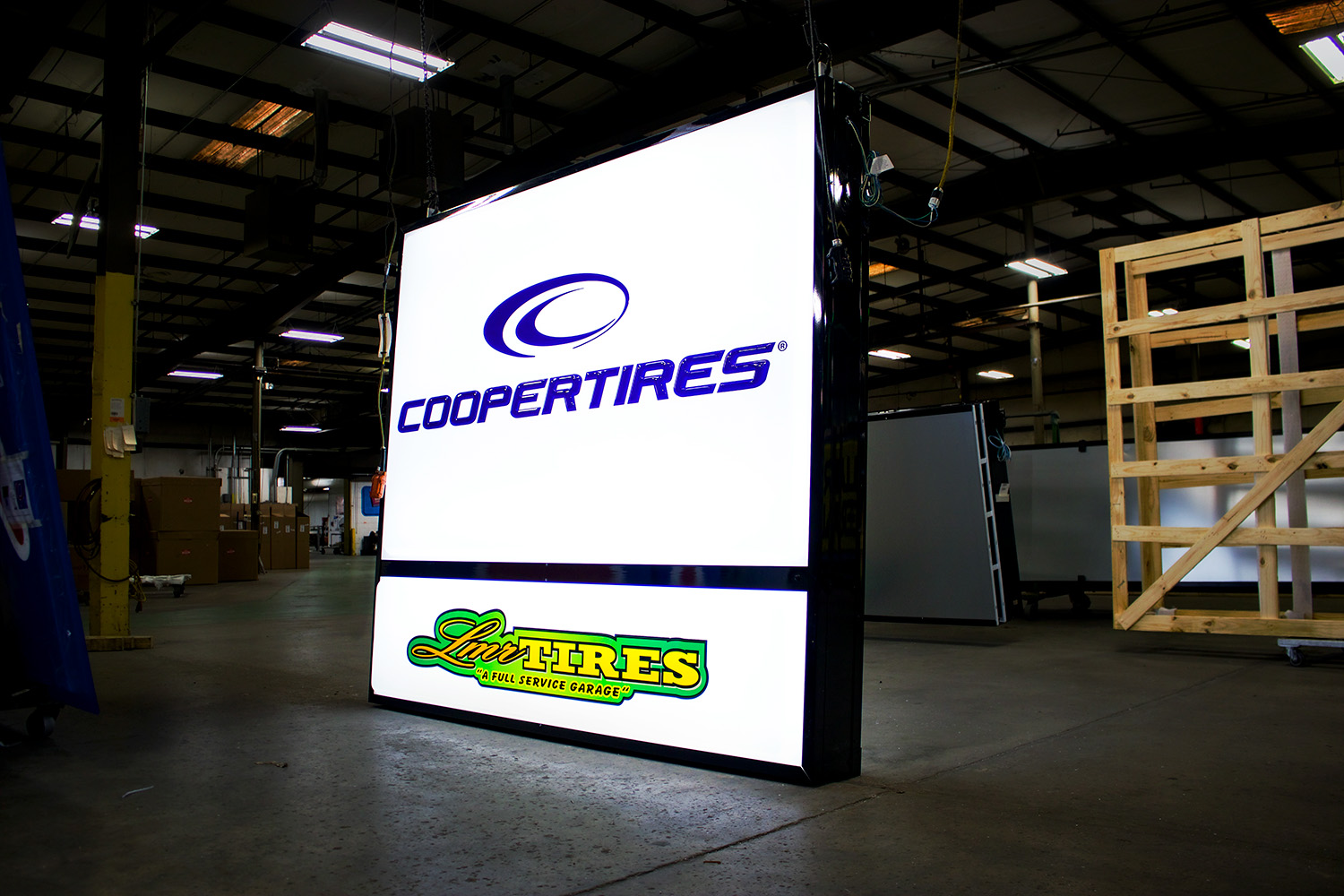 Dualite - Tire Shop Signs and Branding