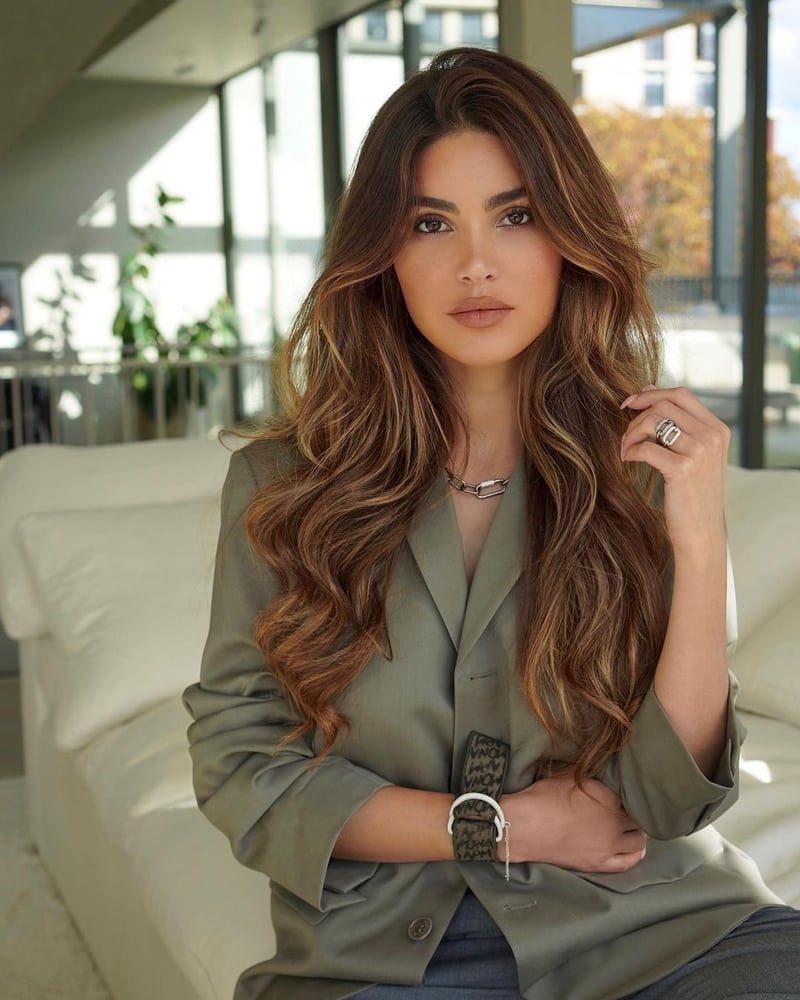 Zeiuss | Negin Mirsalehi