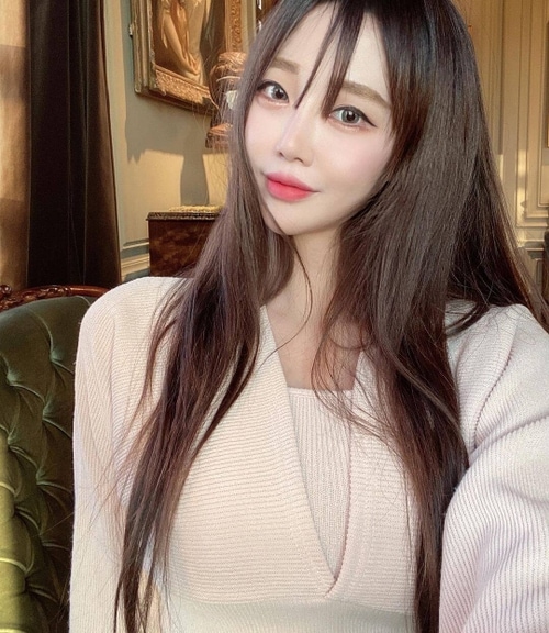 Zeiuss | 장수지 Suji Jang