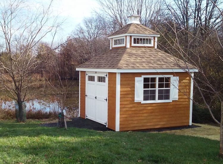 Hip Barn Amish Sheds | This n' That Amish Outlet