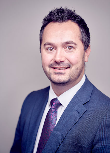 Henderson & Jones | Meet The Team: Piers Elliott
