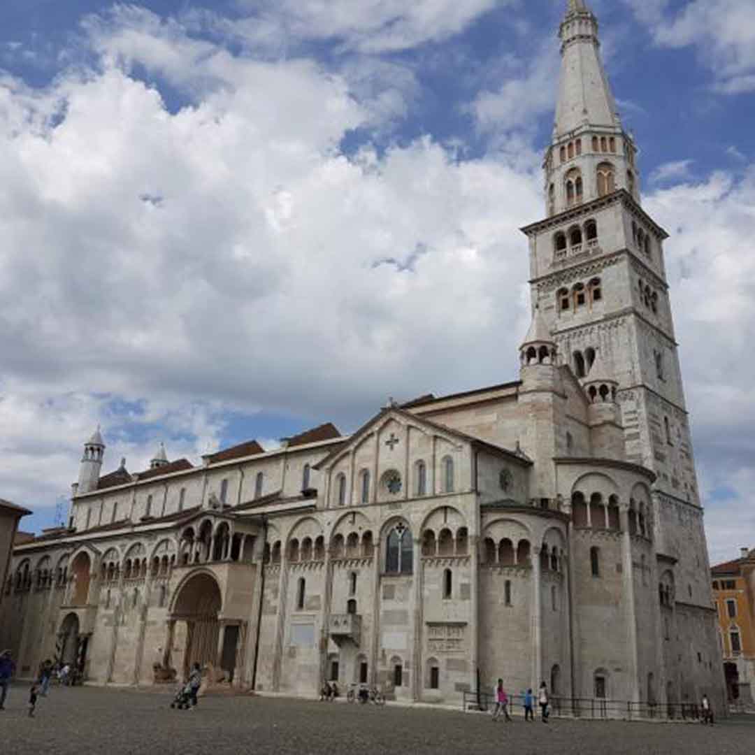 Modena (Daytrip) for School Trips to
