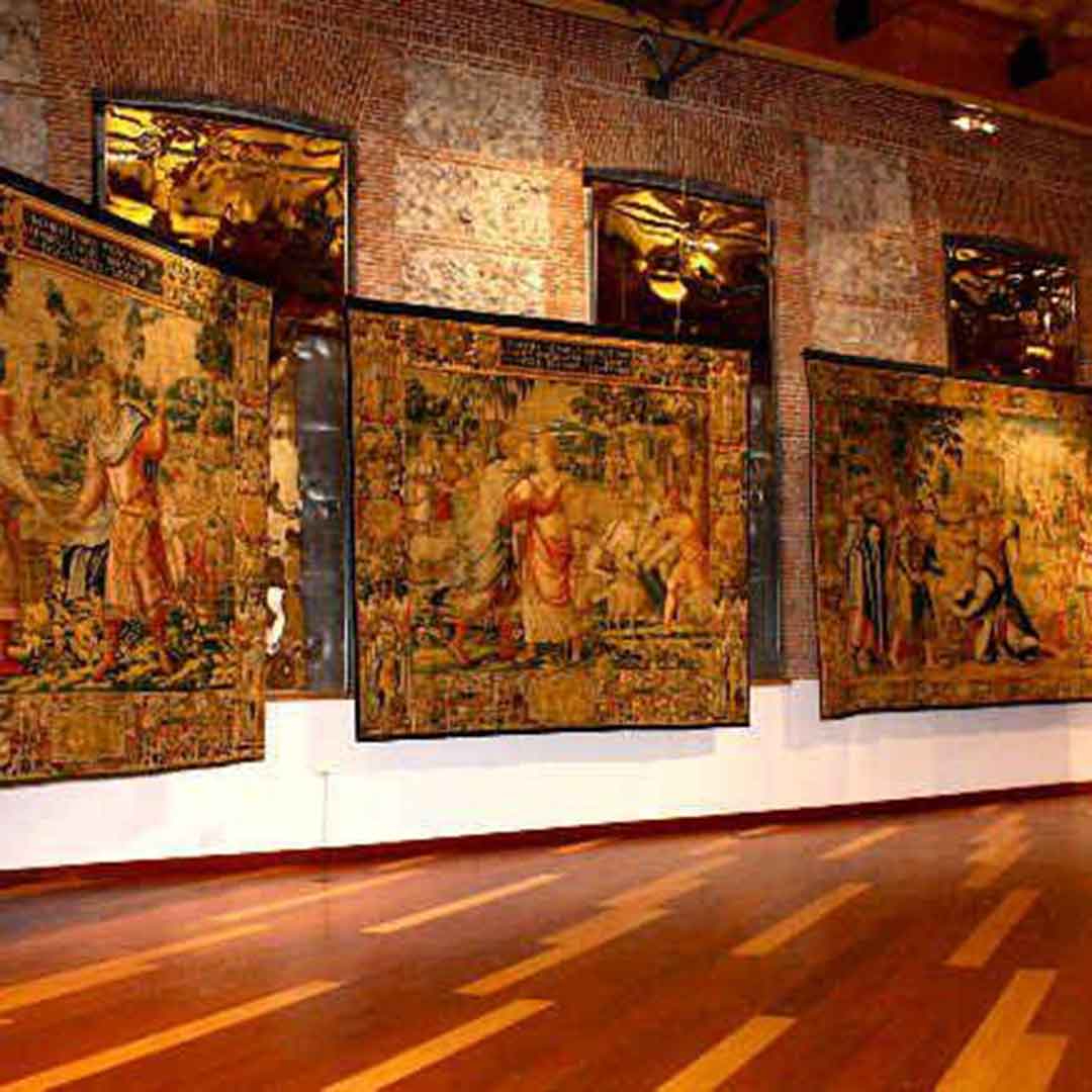 The Royal Tapestry Factory for School Trips to