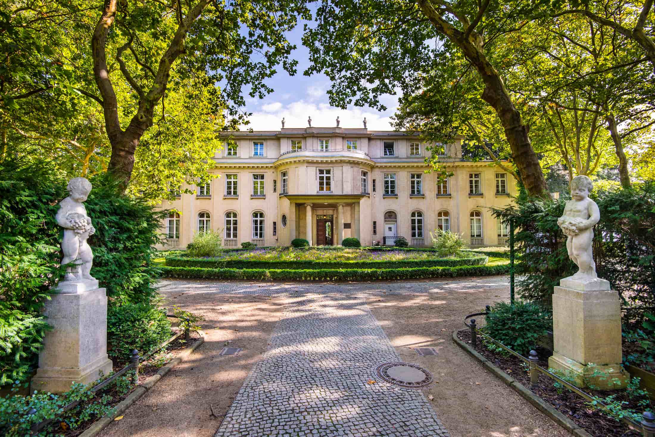 House of the Wannsee Conference for School Trips to Berlin